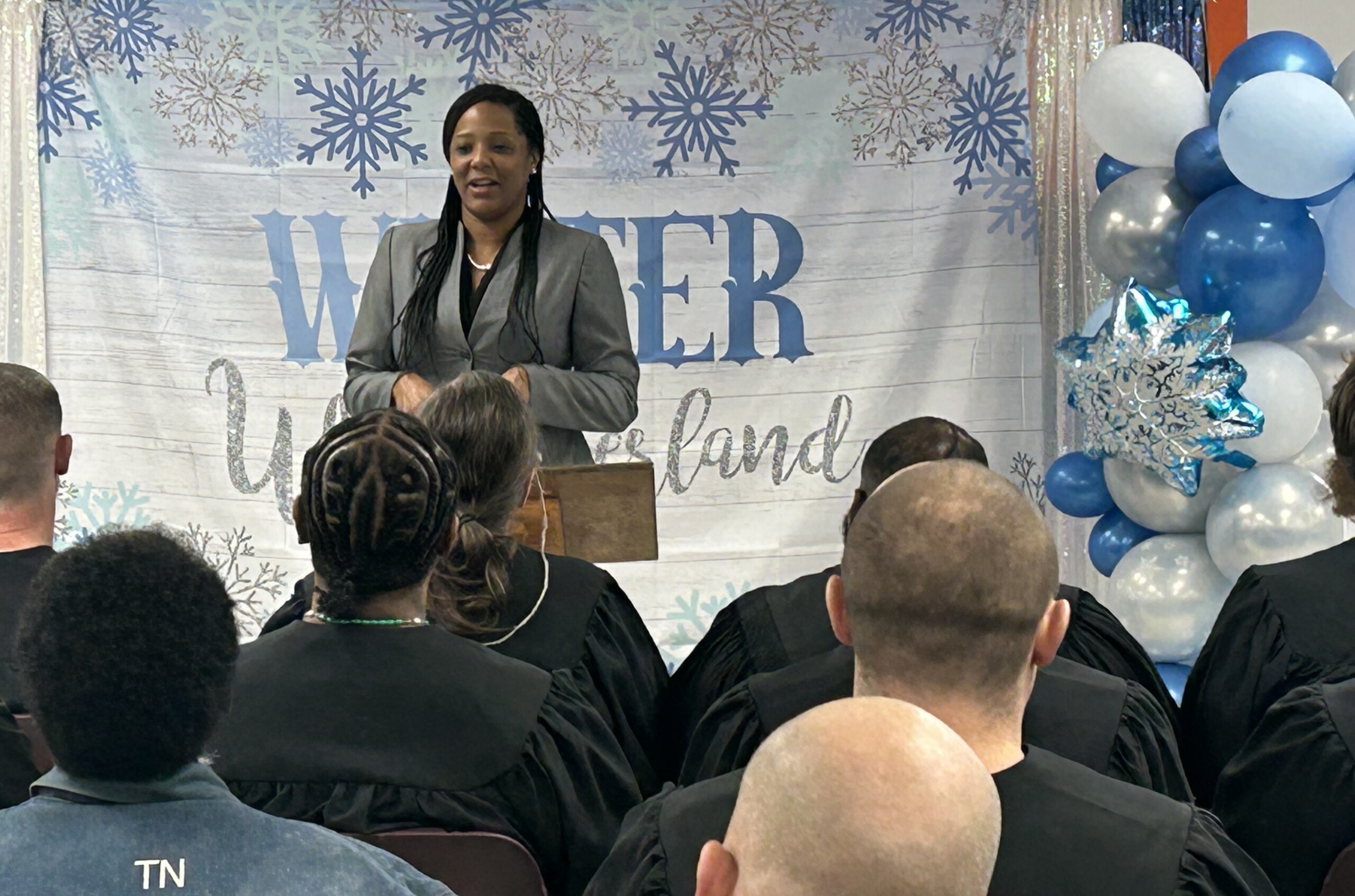 29 Hardeman County inmates celebrate life-changing achievements - WBBJ TV